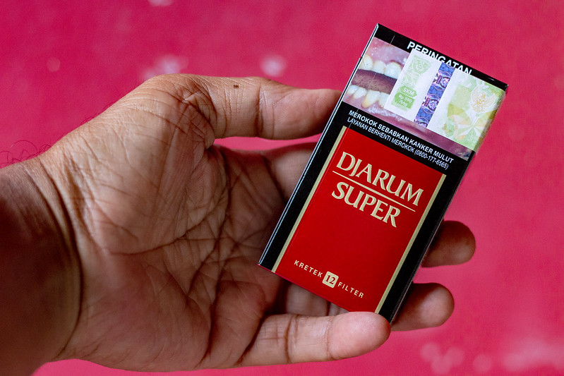 5 Merek Rokok Paling Enak dan Pas untuk Pemula