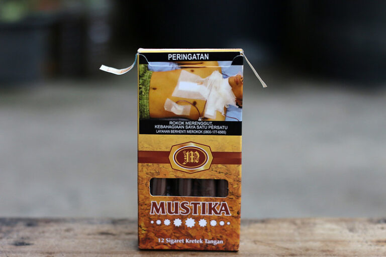 5 Merek Rokok Paling Enak dan Pas untuk Pemula