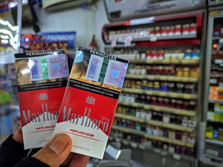 Ini Alasan Kenapa Rokok Impor Naik di Indonesia » Boleh Merokok