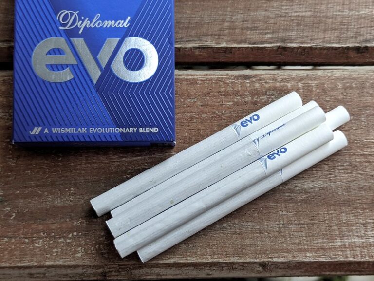 Rokok Evo: Rokok Mild Murah Yang Siap Jadi Andalan